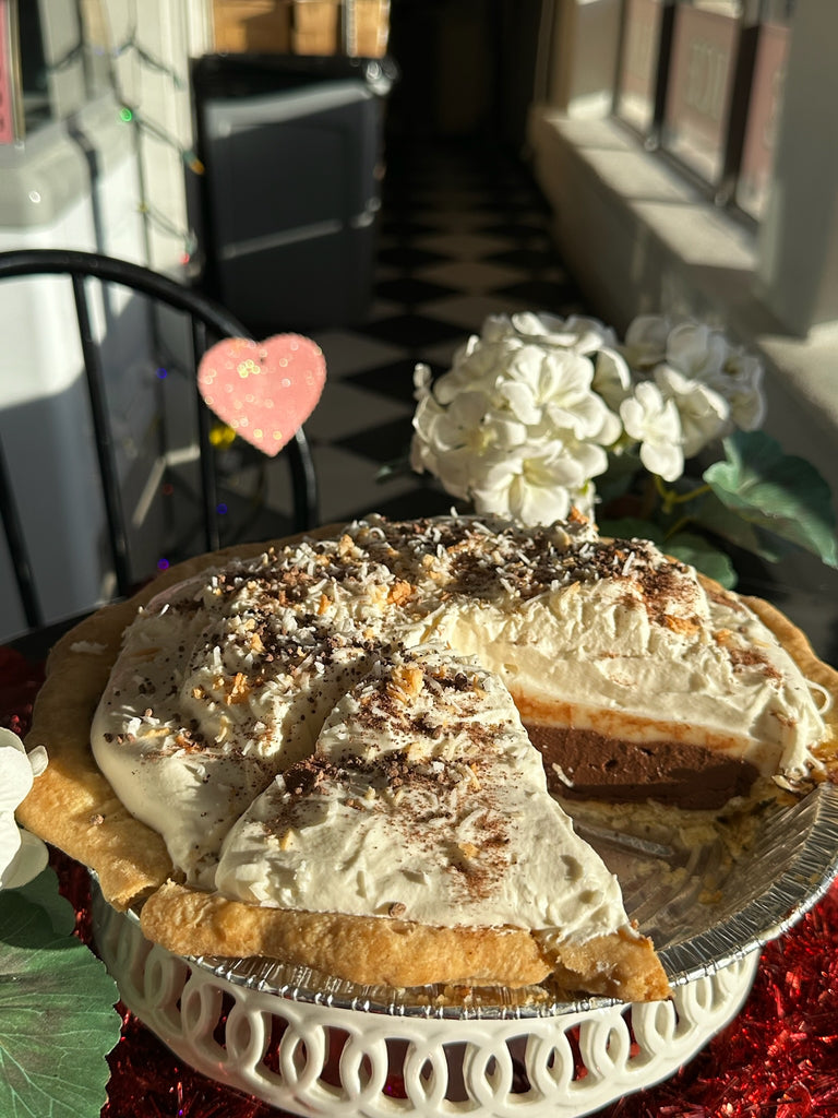 Haupia Coconut Chocolate Pie – Pie Snob Bakery